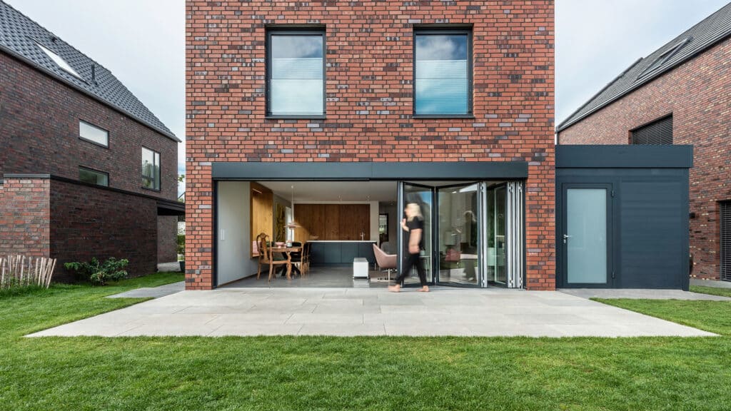 Solarlux Highline Bi-folding Door - Westcott Architectural Glazing